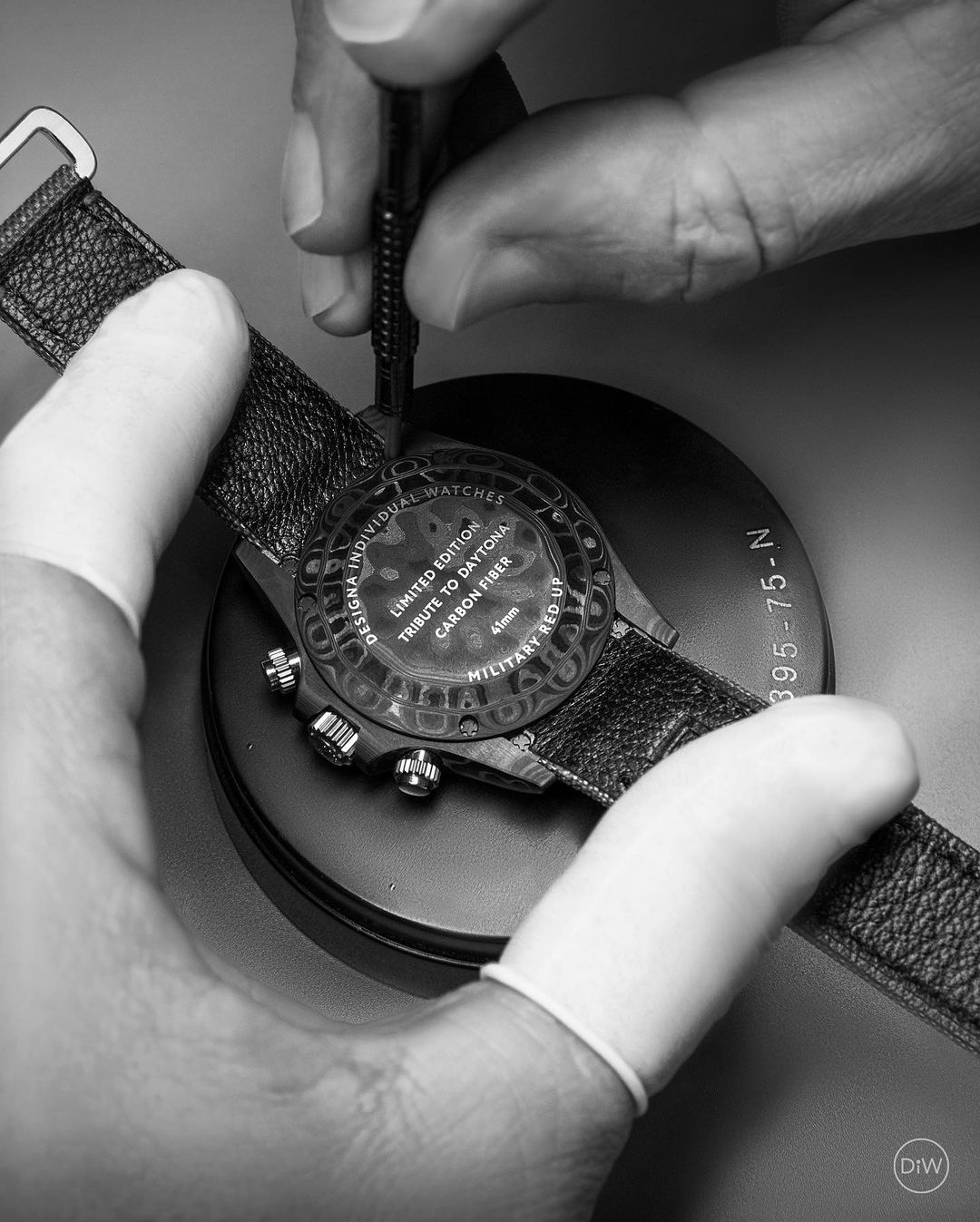 Buy DiW Rolex Daytona 41mm MILITARY RED (Retail:EUR 59.990) Online ...