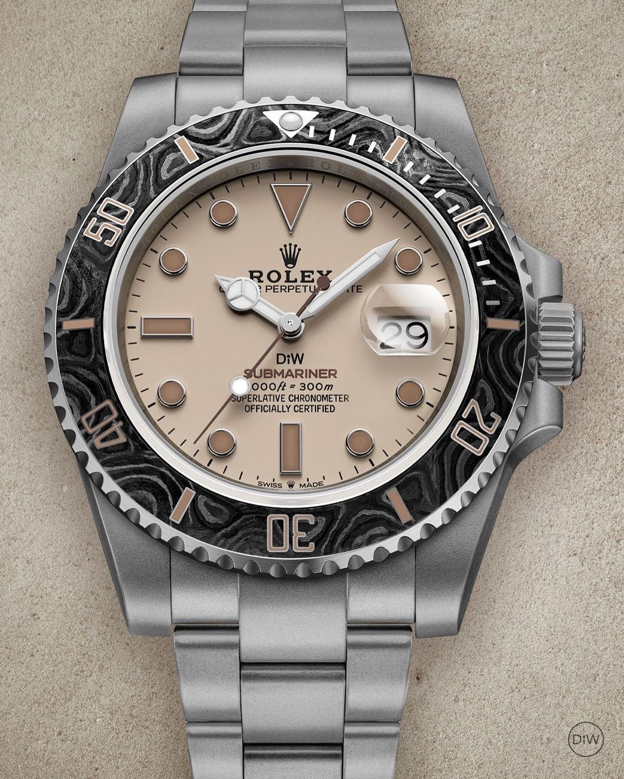 Buy DiW Rolex Submariner DUNE 勞力士水鬼 (Retail:EUR 34.990) Online | WORLDTIMER